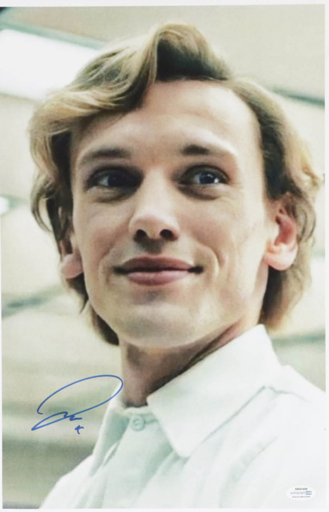 Jamie Campbell Bower Signed "Stranger Things" 11x17 Photo (AutographCOA ...