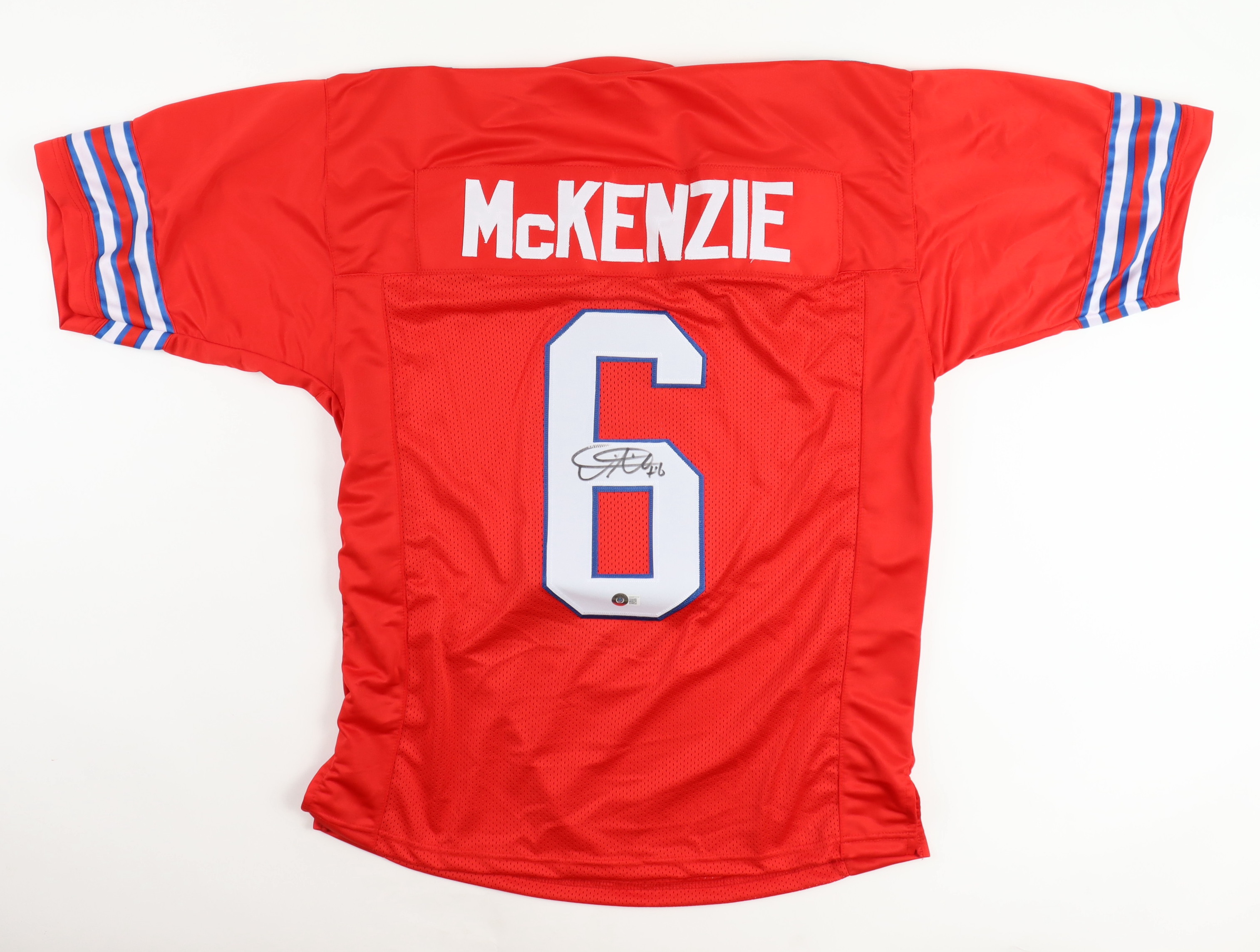 Isaiah McKenzie Signed Jersey (Beckett) | Pristine Auction
