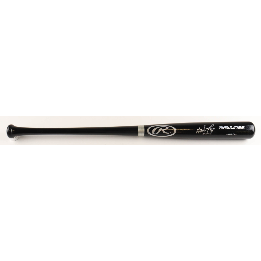 Wade Boggs Signed Rawlings Baseball Bat Inscribed "HOF 05" (Schwartz Sports) | Pristine Auction