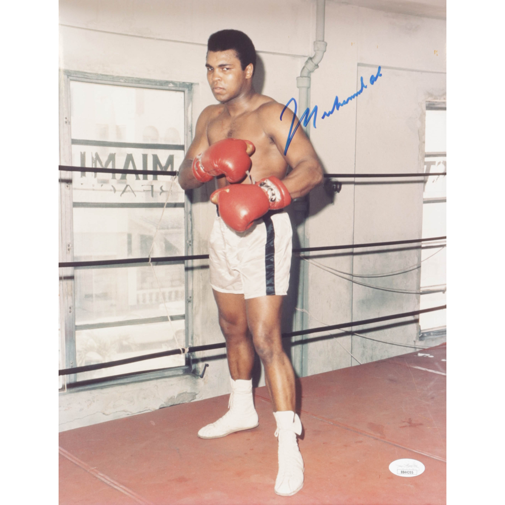 Muhammad Ali Signed 11x14 Photo (JSA) | Pristine Auction