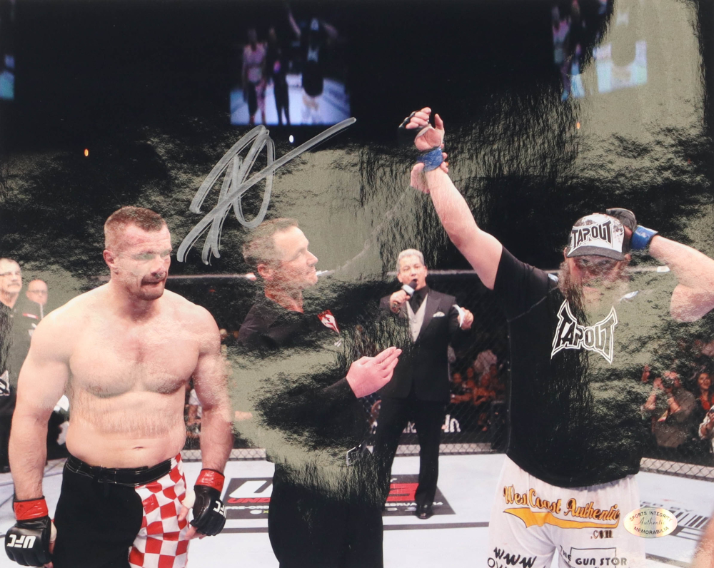 Roy Nelson Signed UFC 8x10 Photo (Sports Integrity) | Pristine Auction