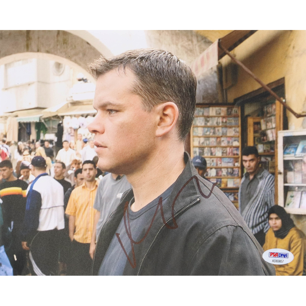 Matt Damon Signed "The Bourne Identity" 8x10 Photo (PSA) | Pristine Auction