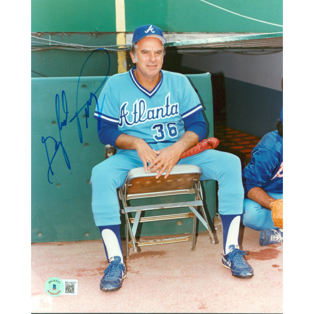 Gaylord Perry Signed Braves 8x10 Photo (Beckett) | Pristine Auction