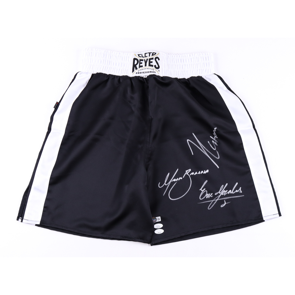 Julio Cesar Chavez, Marco Barrera & Erik Morales Signed Cleto Reyes ...