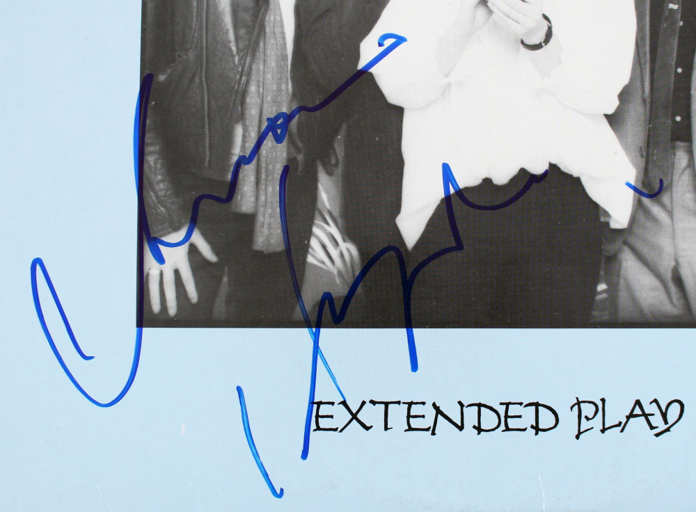 Chrissie Hynde "Extended Play" Album Cover (Beckett) | Pristine Auction