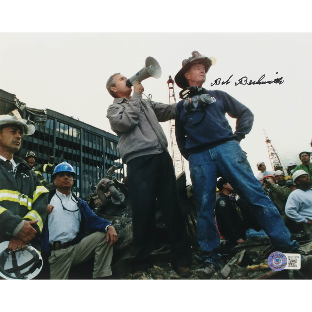 Bob Beckwith Signed 8x10 Photo (Beckett) | Pristine Auction