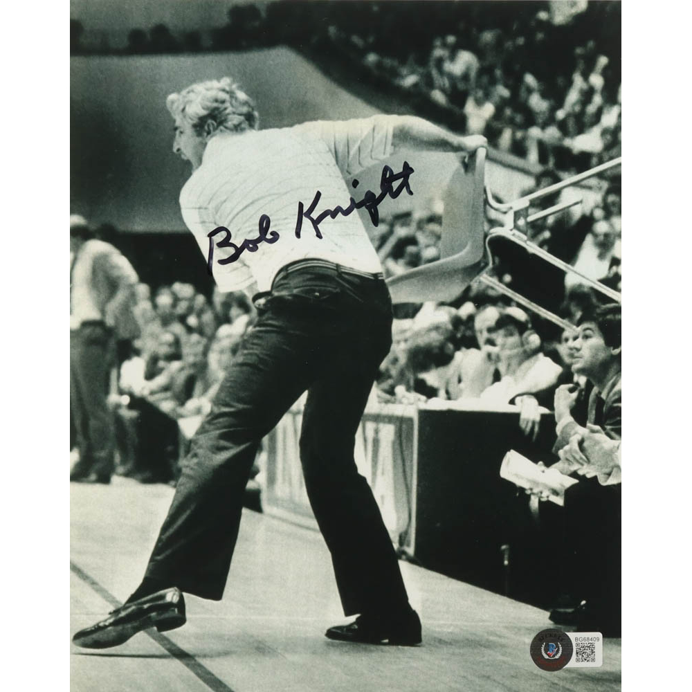 Bob Knight Signed Indiana Hoosiers 8x10 Photo (Beckett) | Pristine Auction