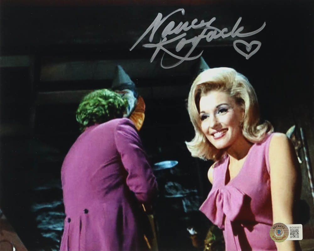 Nancy Kovack Signed "Batman" 8x10 Photo (Beckett) | Pristine Auction