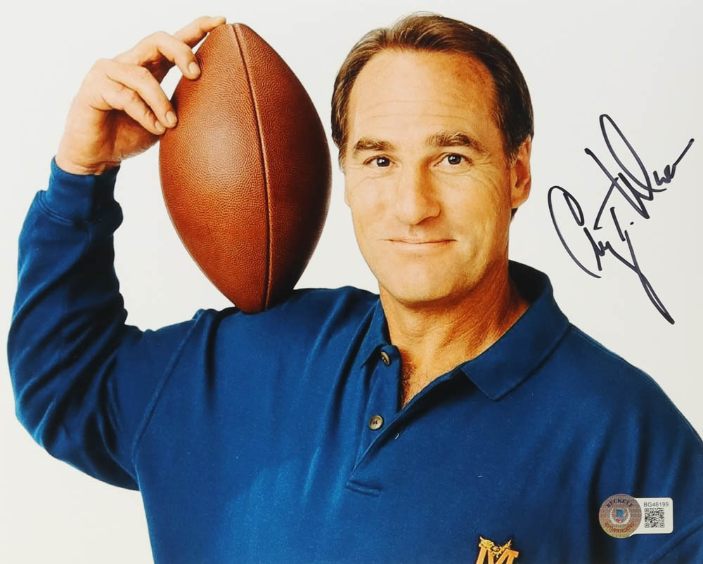 Craig T. Nelson Signed "Coach" 8x10 Photo (Beckett) | Pristine Auction