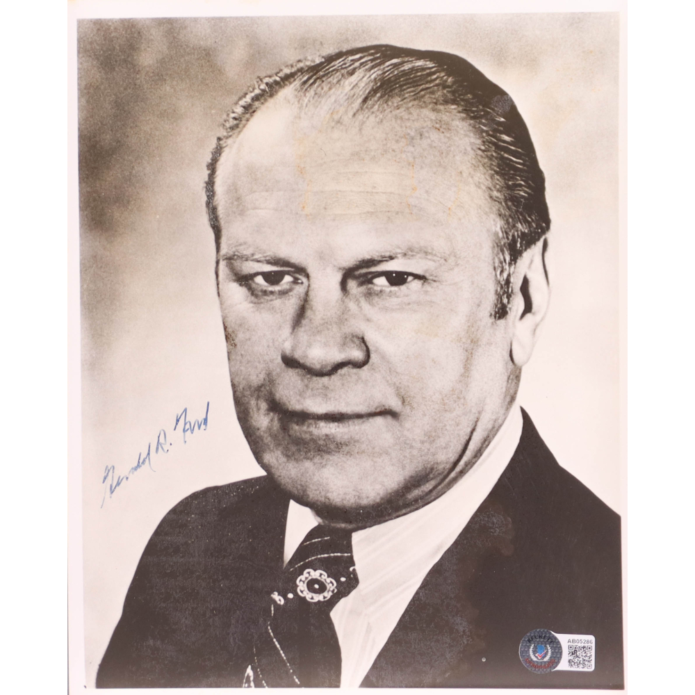 Gerald R. Ford Signed 8x10 Photo (Beckett) (See Description) | Pristine ...