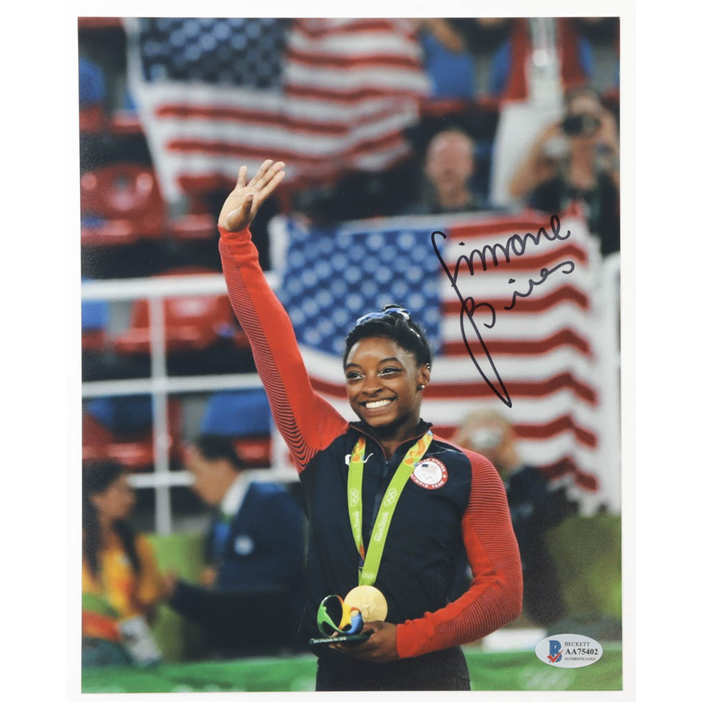 Simone Biles Signed Team USA 8x10 Photo (Beckett) | Pristine Auction