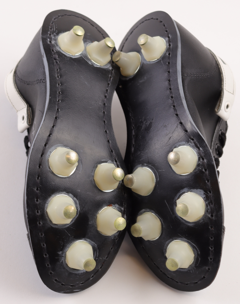 Pete Rose Signed Pair of Vintage Baseball Cleats with Display Case ...