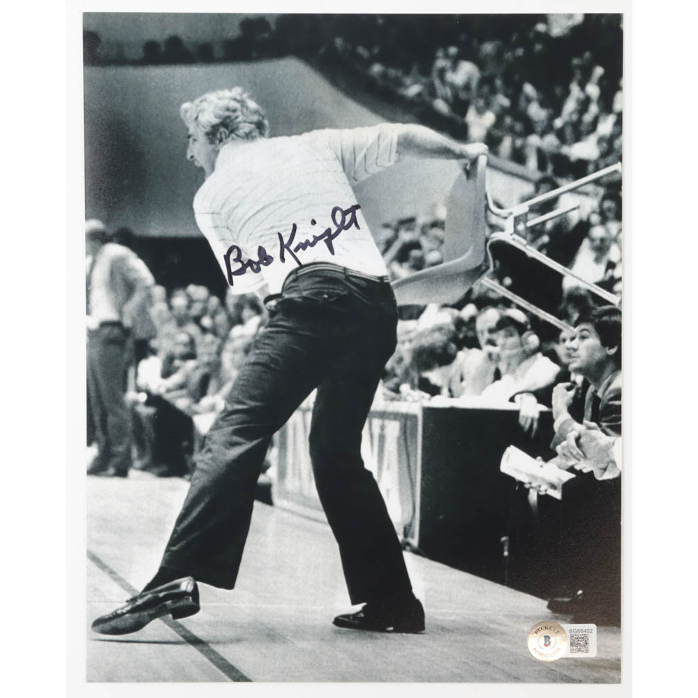 Bob Knight Signed Indiana Hoosiers 8x10 Photo (Beckett) | Pristine Auction
