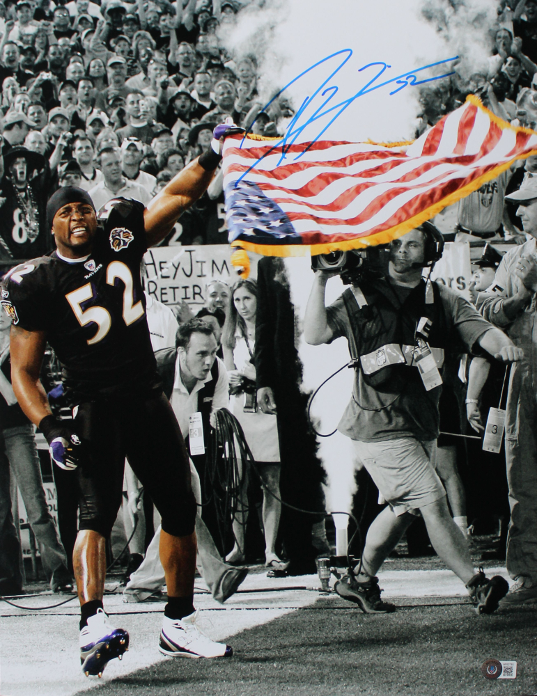 Ray Lewis Signed Ravens 16x20 Photo (Beckett) | Pristine Auction