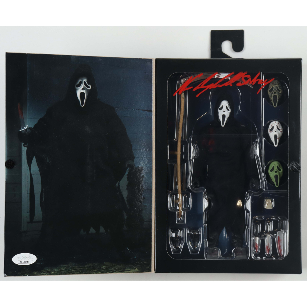 Neve Campbell Signed "Scream" Ghost Face 7" NECA Action Figure ...