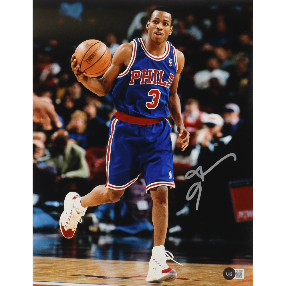 Allen Iverson Signed 76ers 11x14 Photo (Beckett) | Pristine Auction