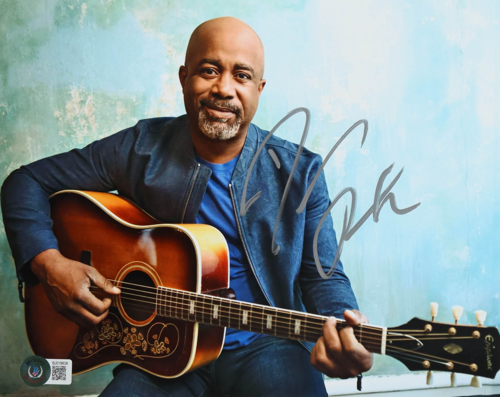 Darius Rucker Signed 8x10 Photo (Beckett) | Pristine Auction