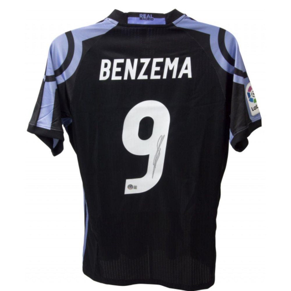 Karim Benzema Signed Real Madrid (Beckett) | Pristine Auction
