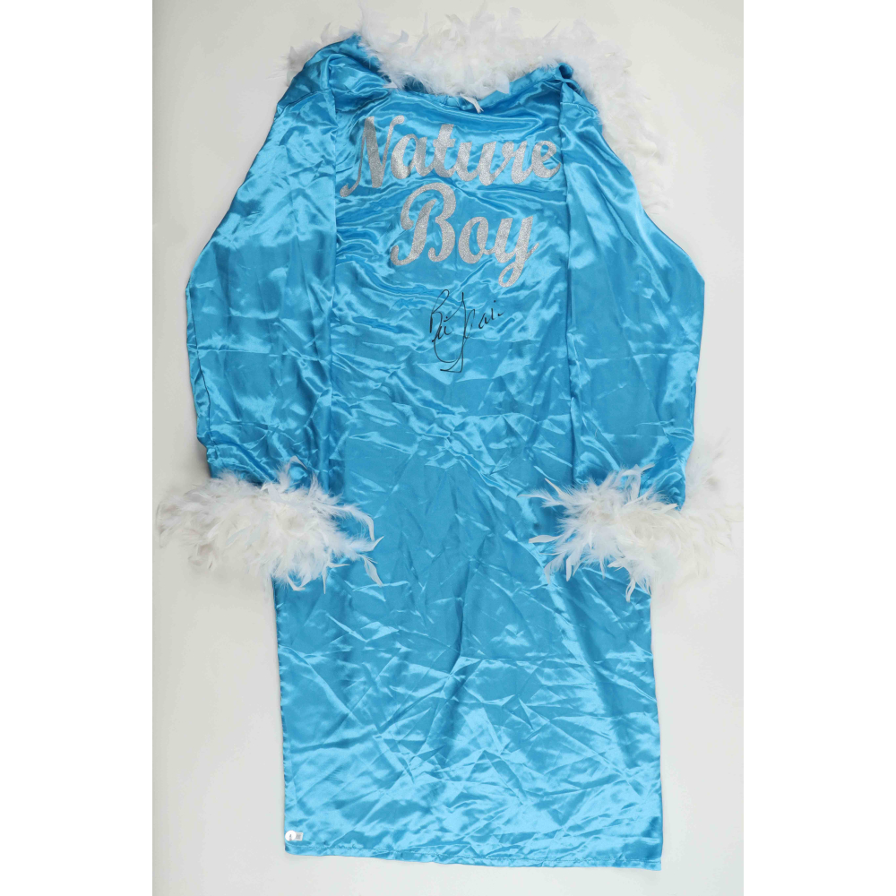 Ric Flair Signed Robe (Beckett) | Pristine Auction