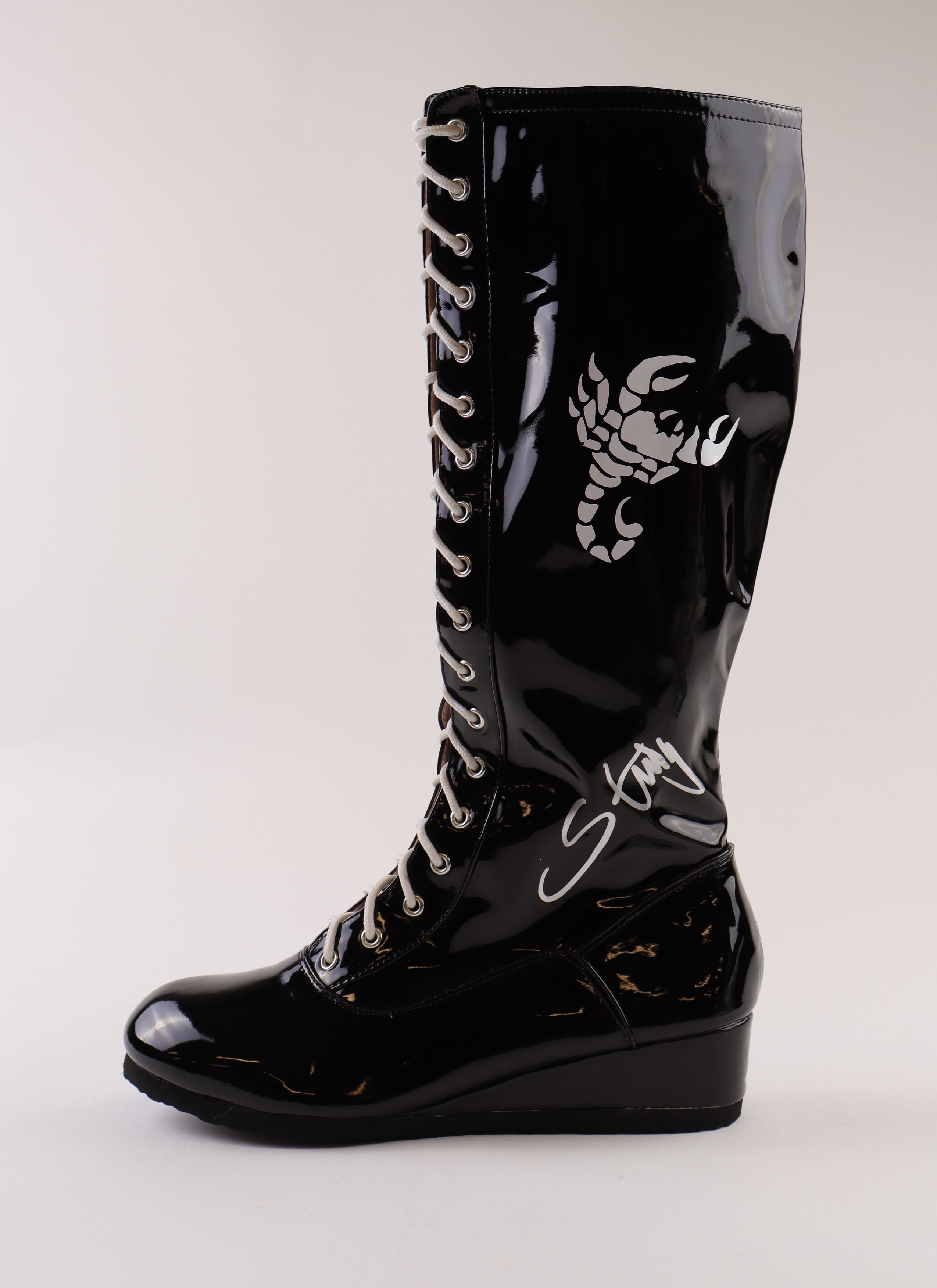 Sting Signed Wrestling Boot (PSA) | Pristine Auction
