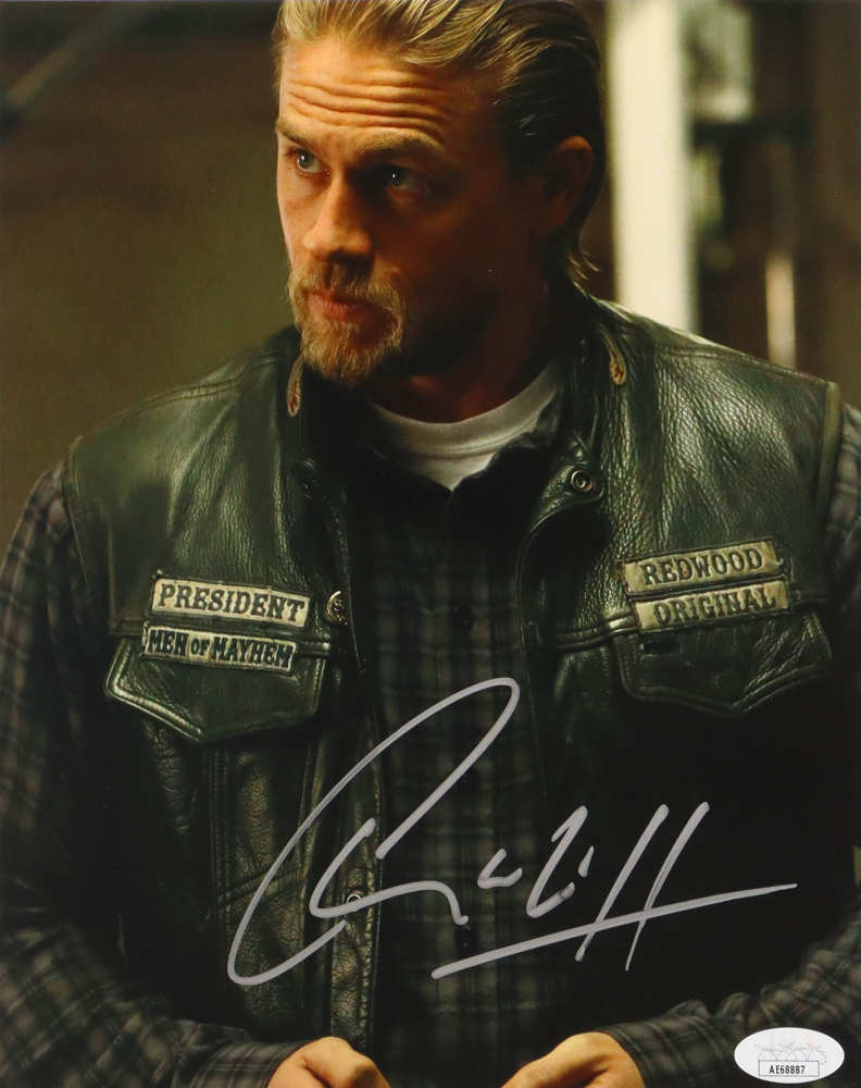 Charlie Hunnam Signed "Sons of Anarchy" 8x10 Photo (JSA) | Pristine Auction