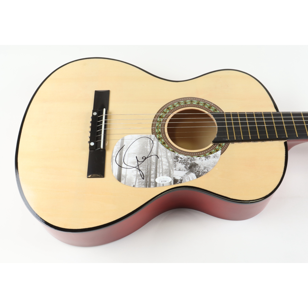 Taylor Swift Signed 38" Acoustic Guitar (JSA) | Pristine Auction
