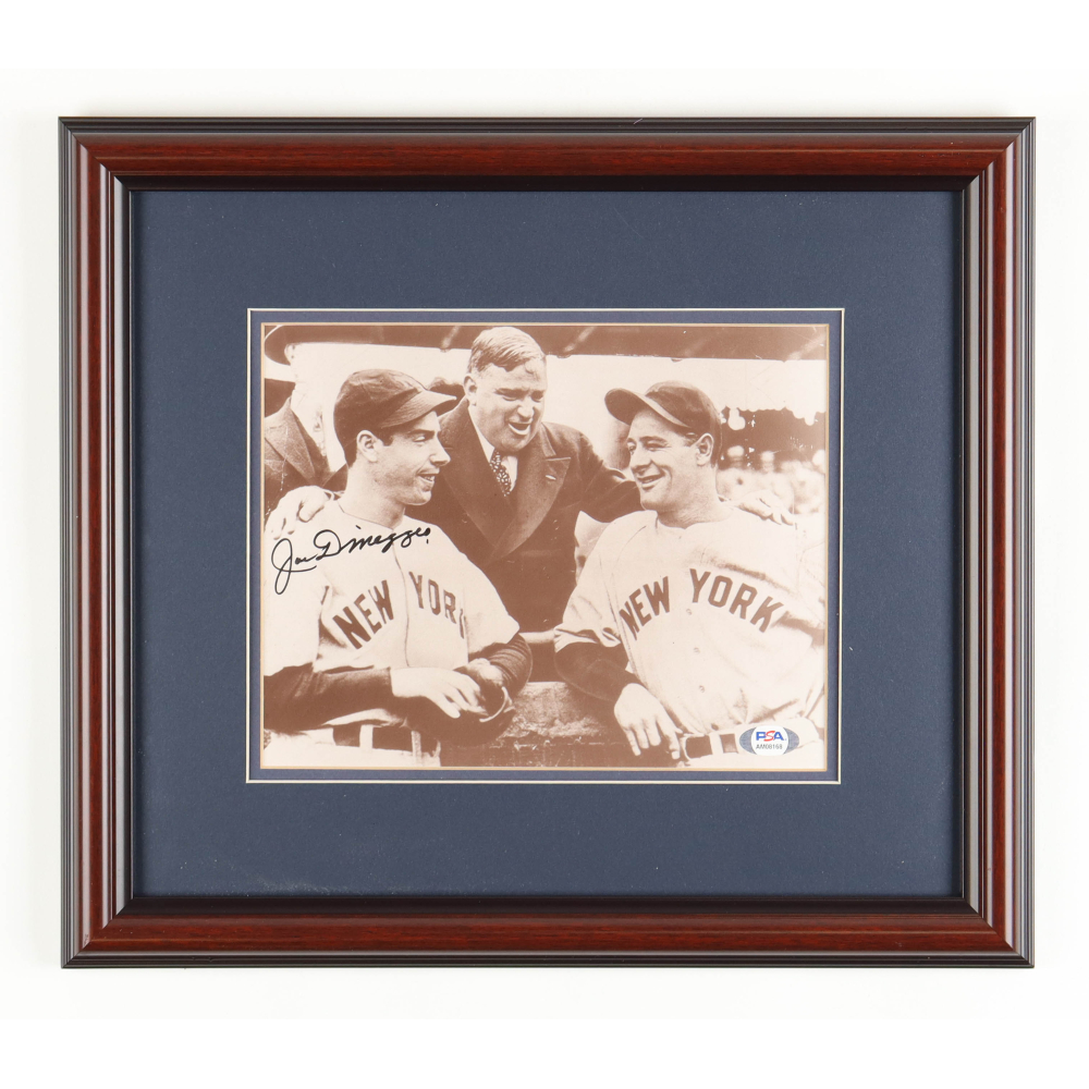 Joe DiMaggio Signed Yankees Custom Framed Photo Display (PSA ...