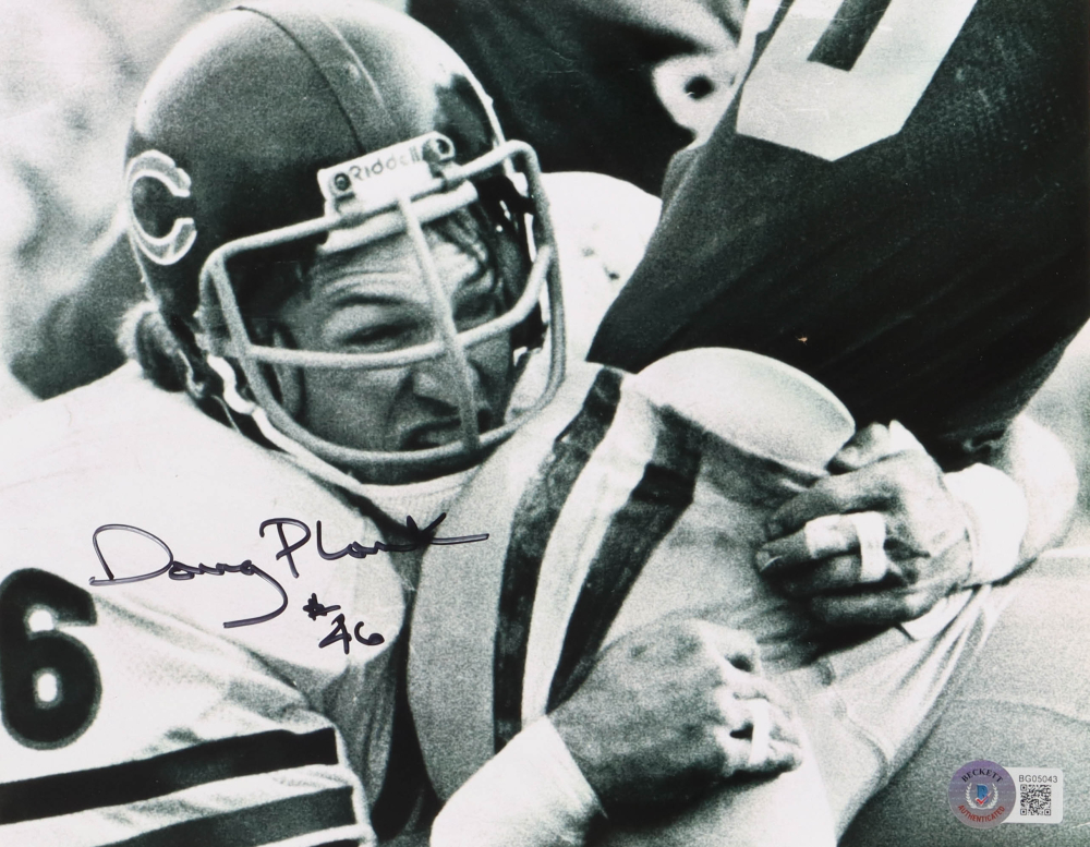 Doug Plank Signed Bears 8x10 Photo (Beckett) | Pristine Auction