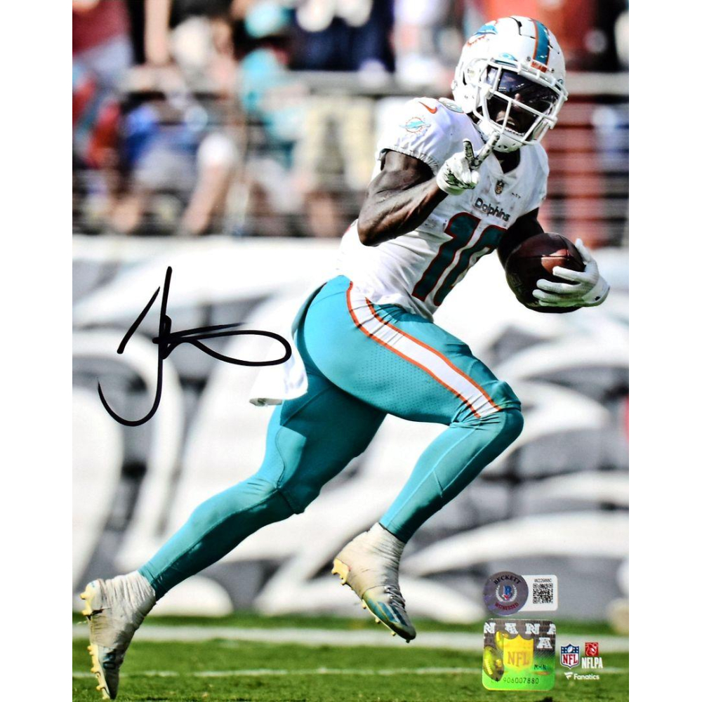 Tyreek Hill Signed Dolphins 8x10 Photo (Beckett) | Pristine Auction