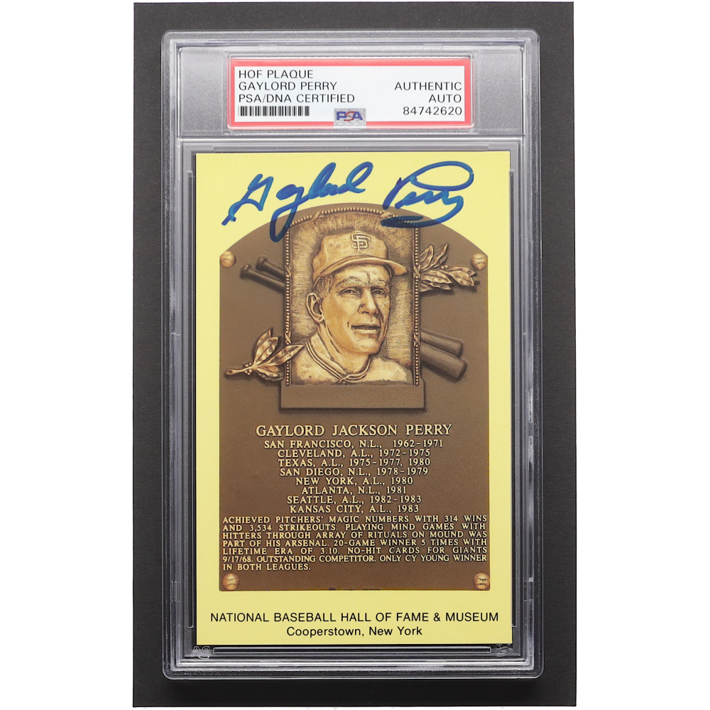 Gaylord Perry Signed Hall of Fame Plaque Postcard (PSA) | Pristine Auction