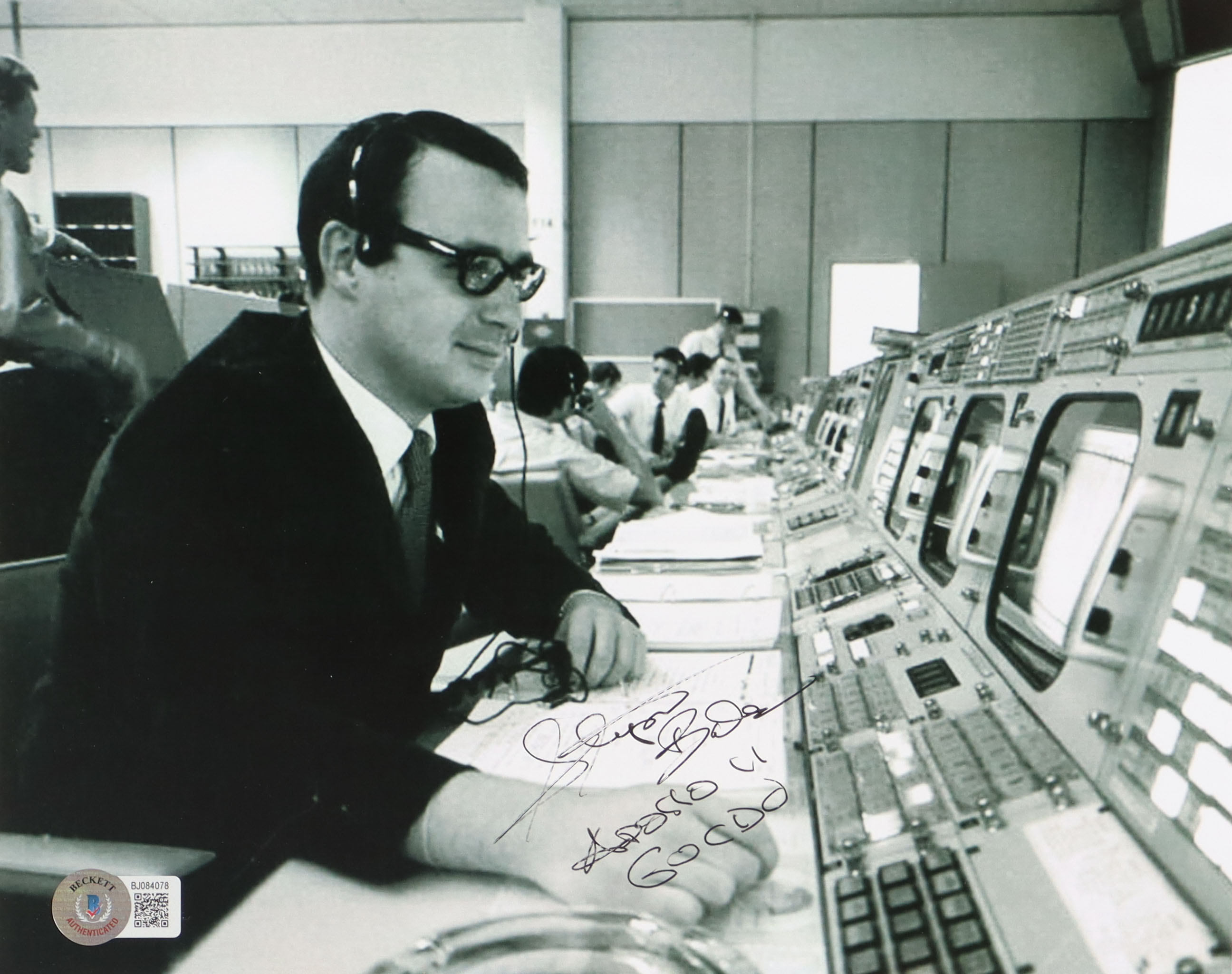Steve Bales Signed 8x10 Photo Inscribed "Apollo 11 Guido" (Beckett ...