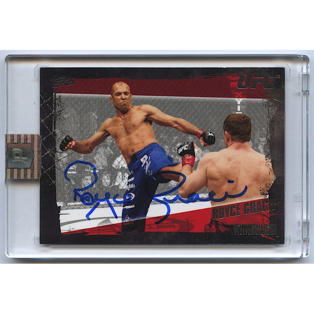 Royce Gracie Signed 2010 Topps UFC #1 (PA Encapsulated) | Pristine Auction