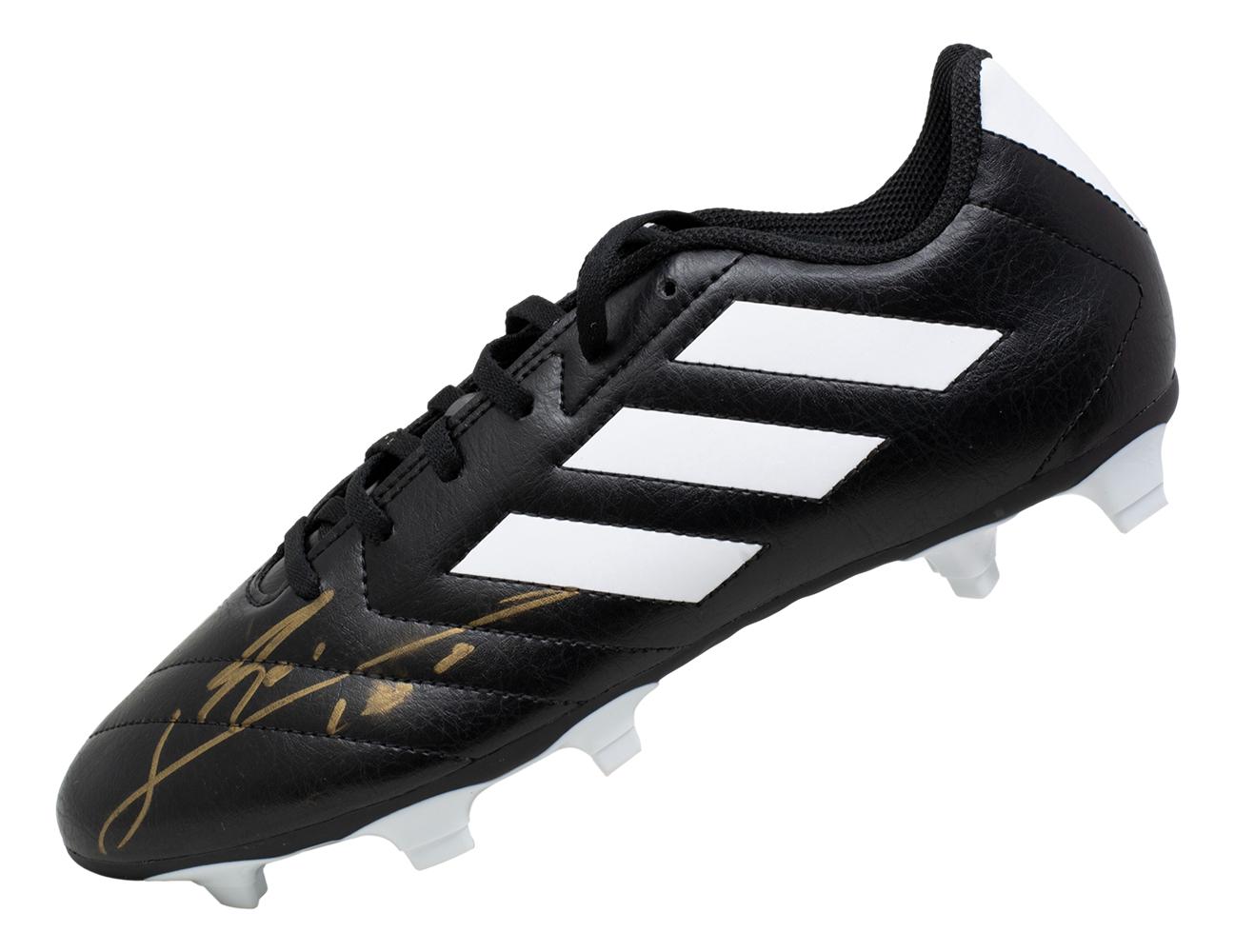 Lionel Messi Signed Adidas Soccer Cleat (Beckett) | Pristine Auction