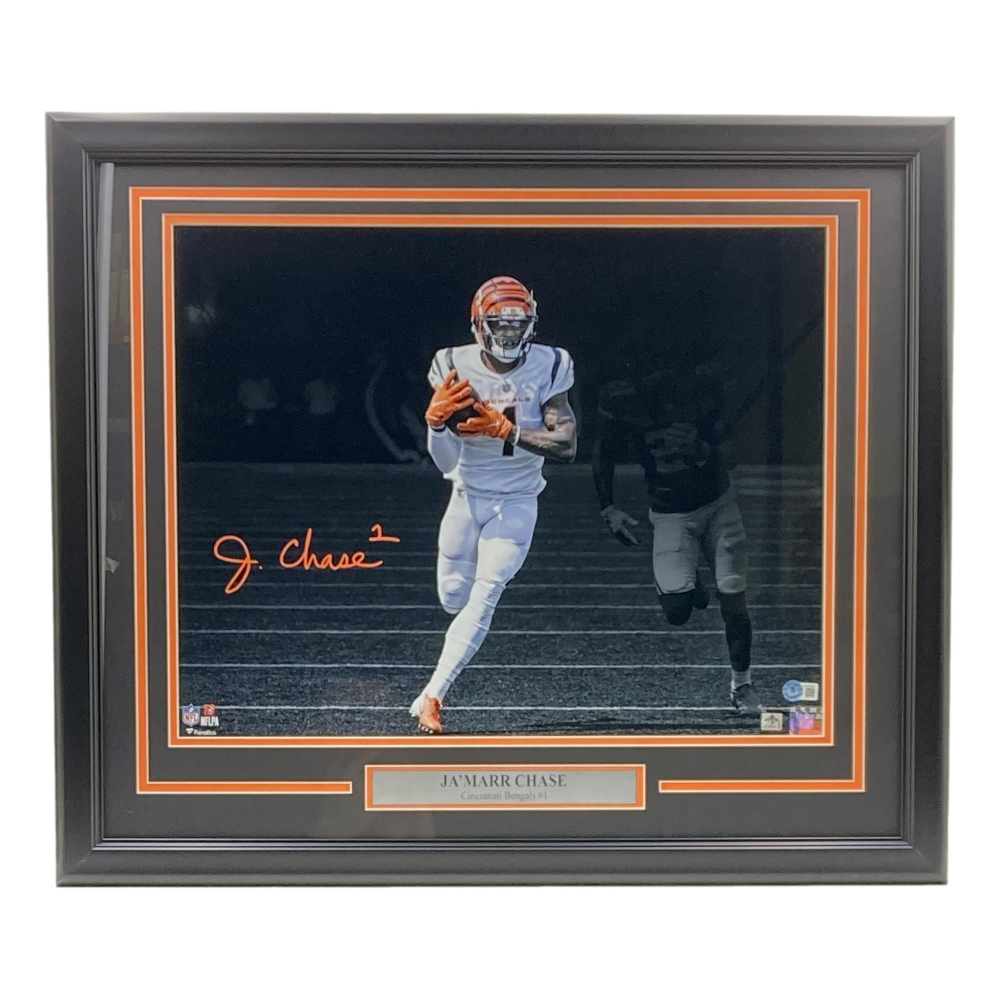 Ja'Marr Chase Signed Bengals Custom Framed Photo Display (Beckett ...