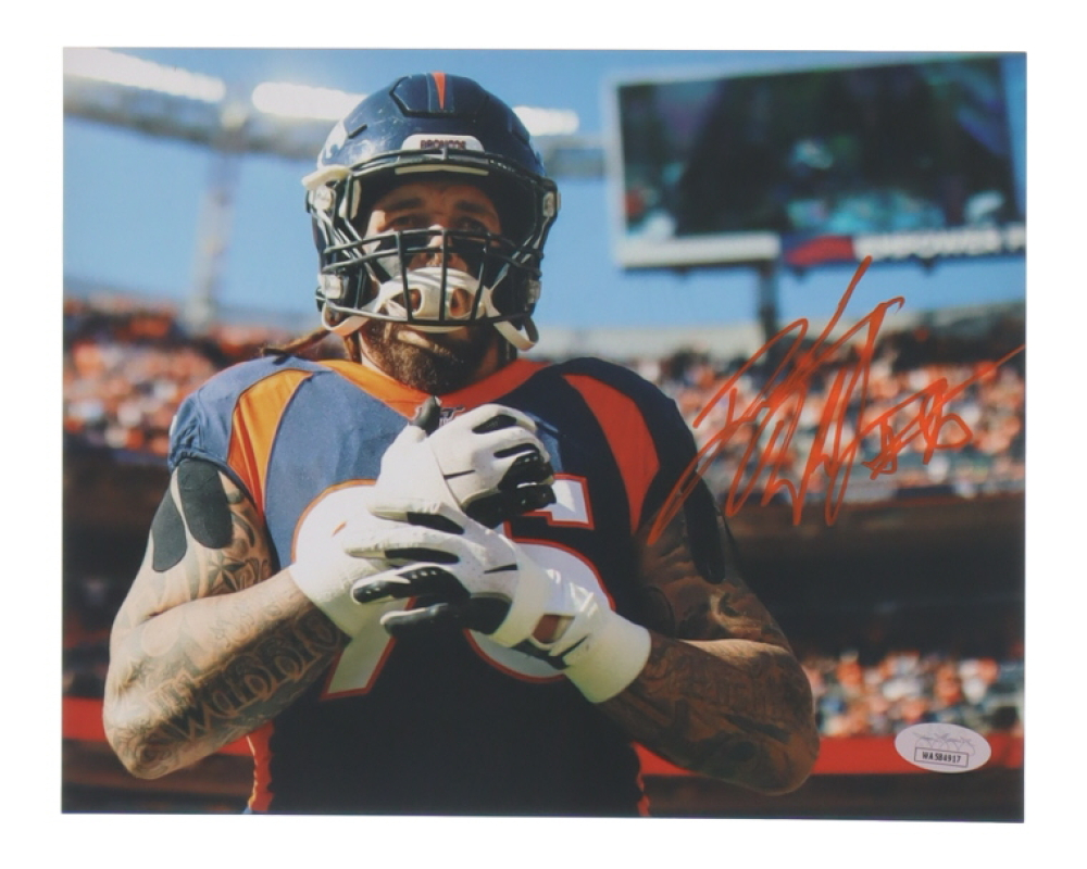 Derek Wolfe Signed Broncos 8x10 Photo (JSA) | Pristine Auction