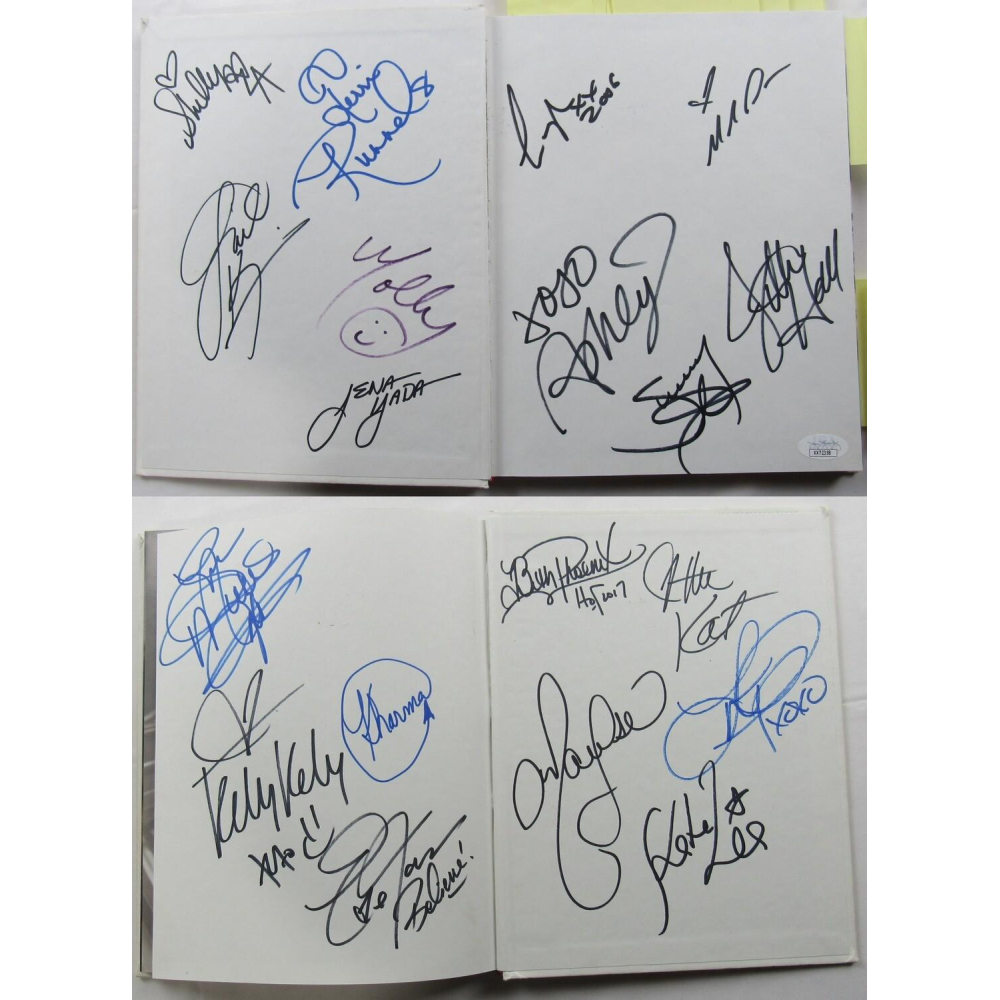 WWE/WWF Hardcover Book Signed By (40) With Molly Holly, Melina Perez ...