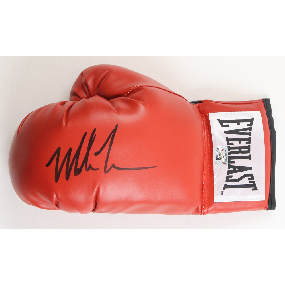 Mike Tyson Signed Everlast Boxing Glove (Tyson) | Pristine Auction