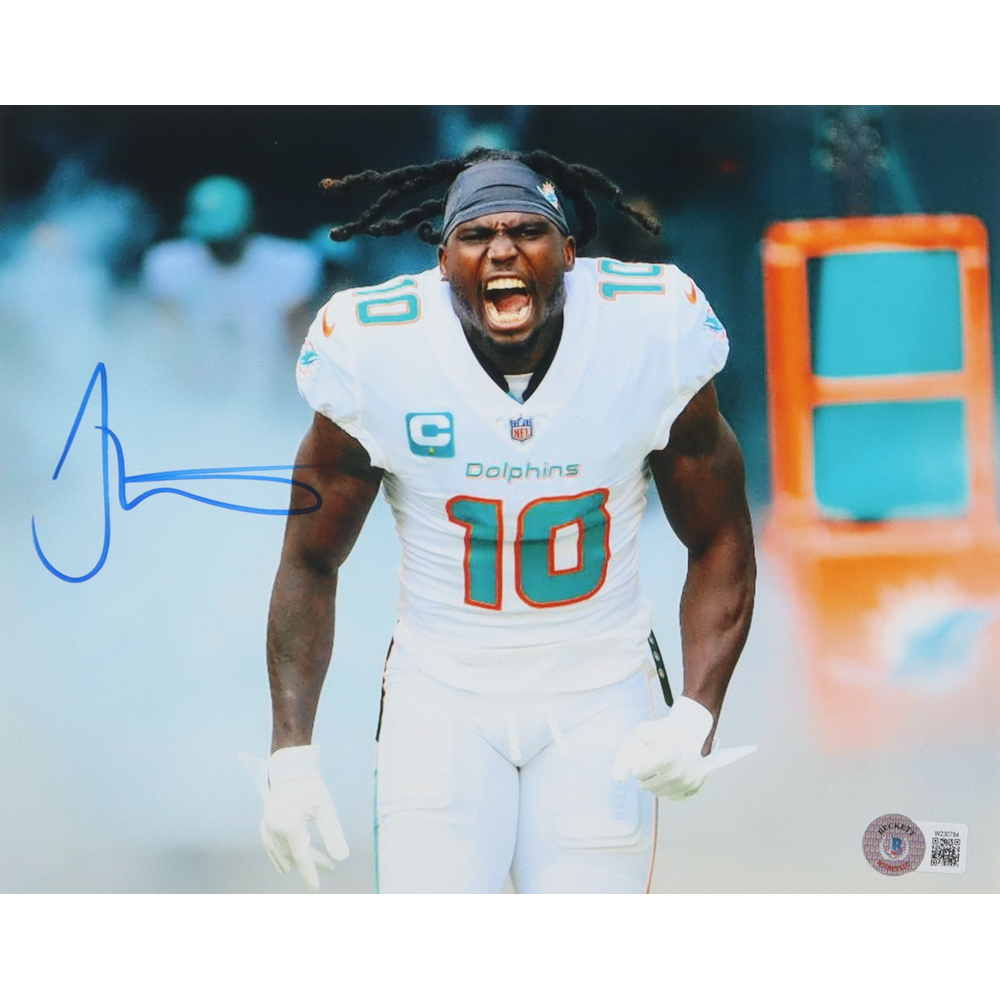Tyreek Hill Signed Dolphins 8x10 Photo (Beckett) | Pristine Auction