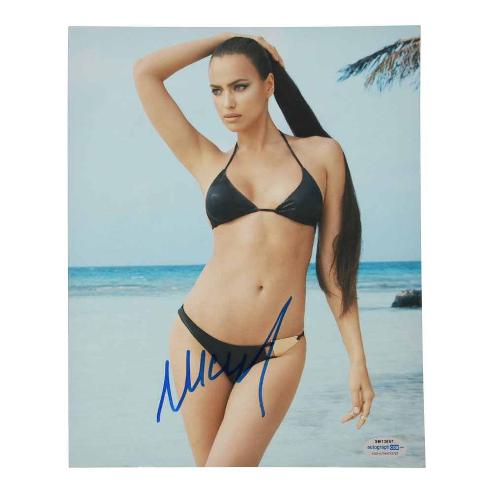 Irina Shayk Signed 8x10 Photo (ACOA) | Pristine Auction