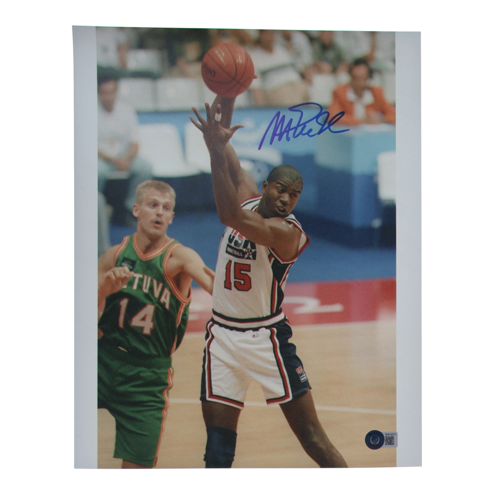 Magic Johnson Signed Team USA 11x14 Photo (Beckett) | Pristine Auction