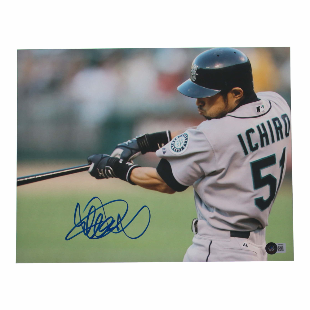 Ichiro Suzuki Signed Mariners 11x14 Photo (Beckett) | Pristine Auction