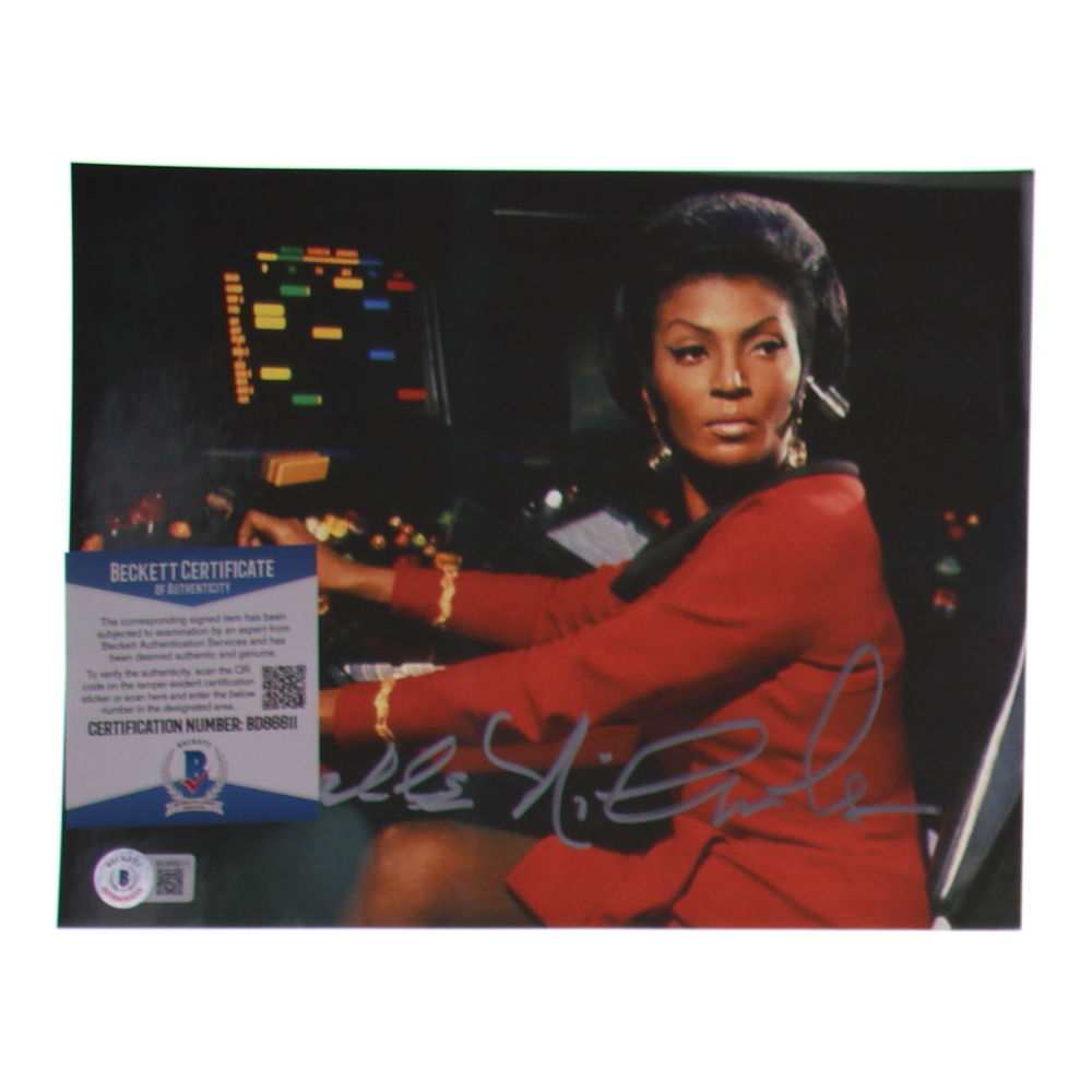 Nichelle Nichols Signed "Star Trek" 8x10 Photo (Beckett) | Pristine Auction