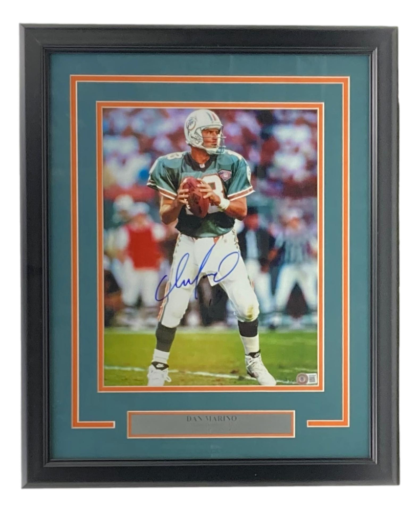 Dan Marino Signed Dolphins Custom Framed Photo (Beckett) | Pristine Auction