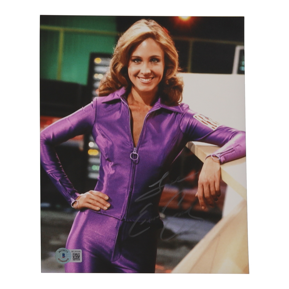 Erin Gray Signed 8x10 Photo (Beckett) | Pristine Auction