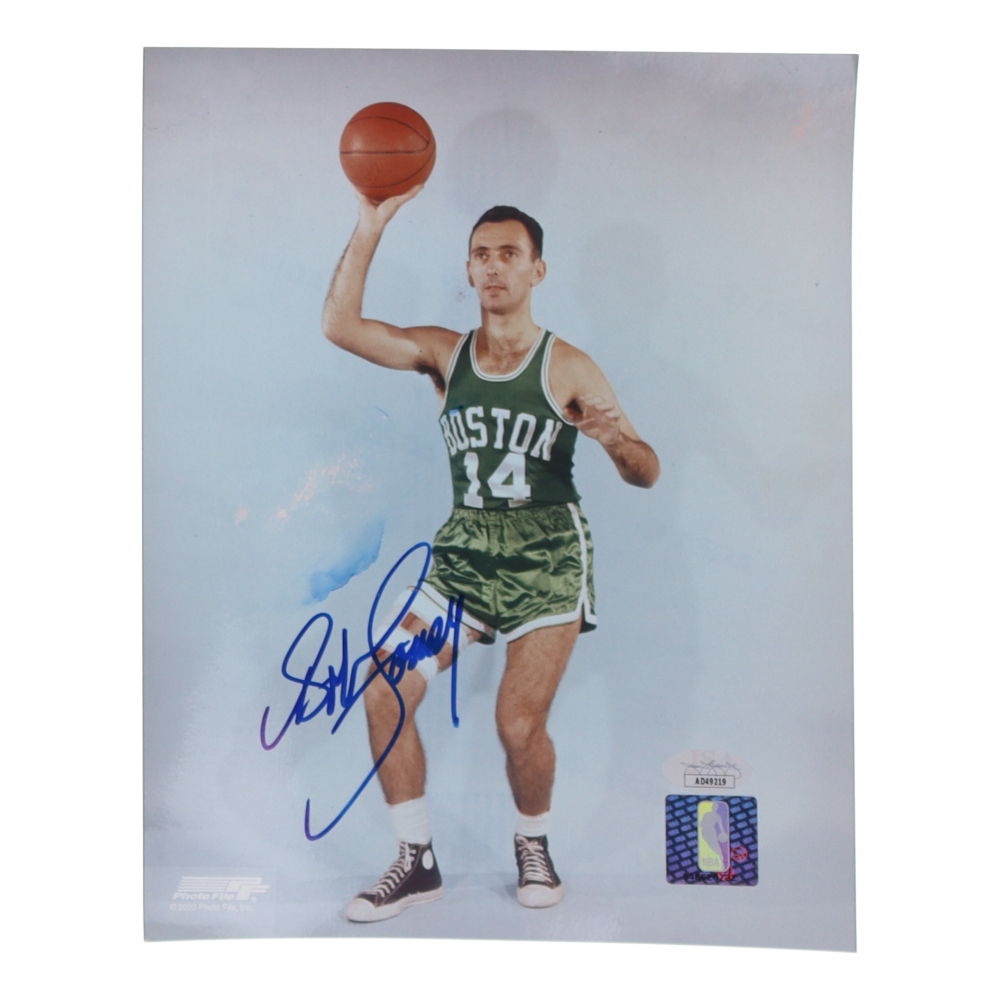 Bob Cousy Signed Celtics 8x10 Photo (JSA) | Pristine Auction