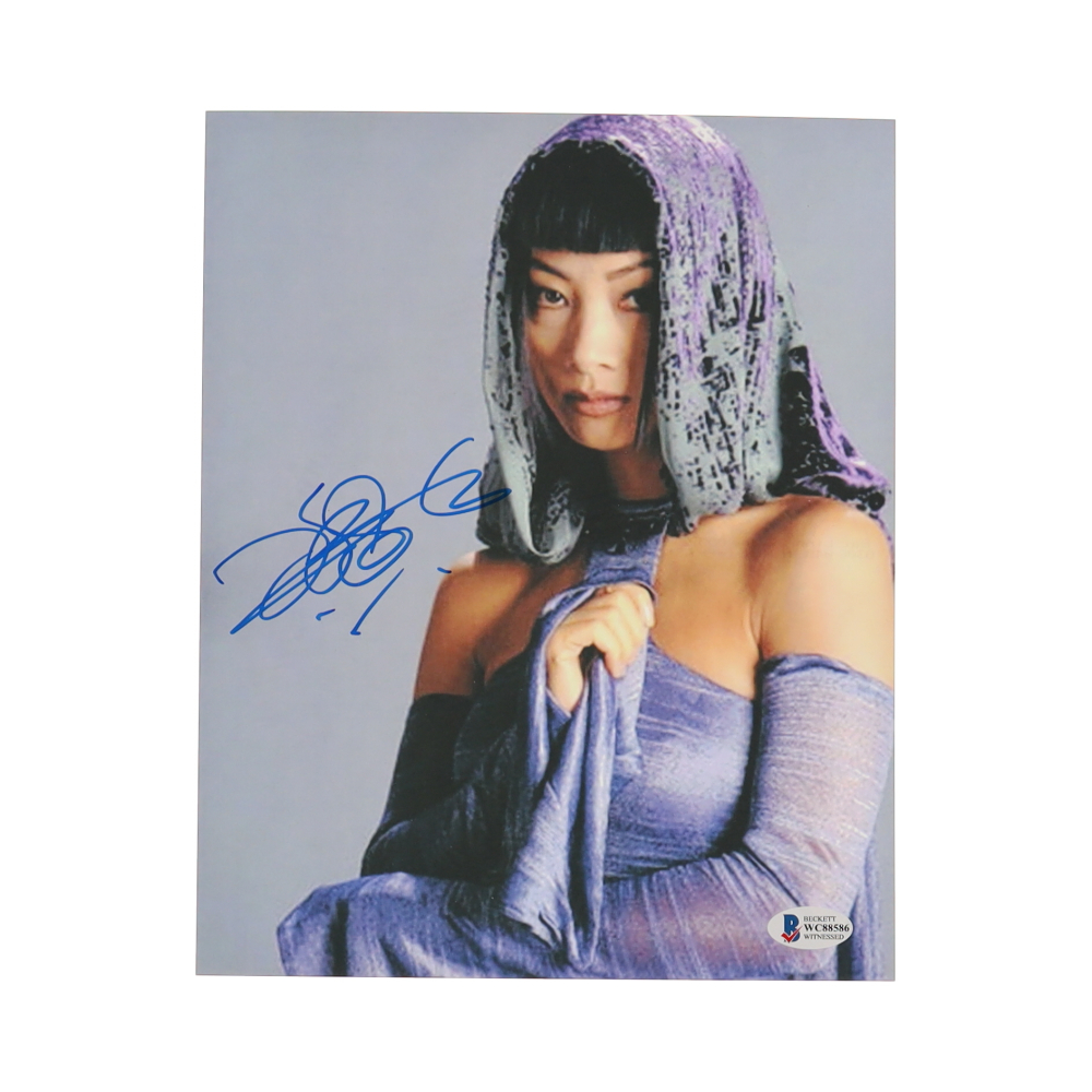 Bai Ling Signed "Star Wars" 8x10 Photo (Beckett) | Pristine Auction