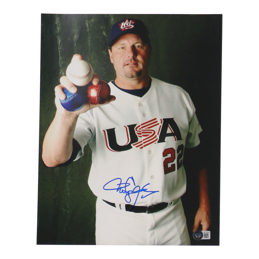 Roger Clemens Signed Team USA 11x14 Photo (Beckett) | Pristine Auction