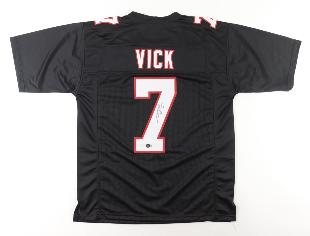 Michael Vick Signed Jersey (Beckett) | Pristine Auction