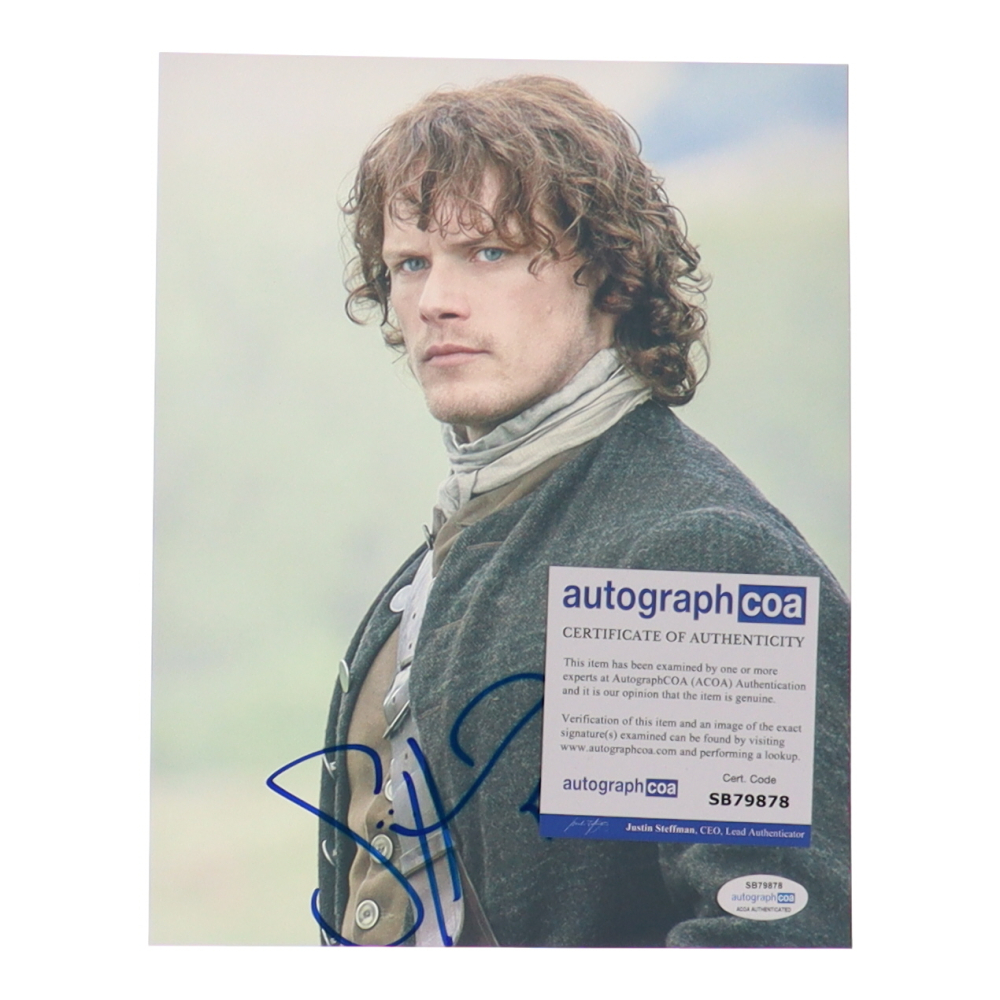 Sam Heughan Signed "Outlander" 8x10 Photo (ACOA) | Pristine Auction