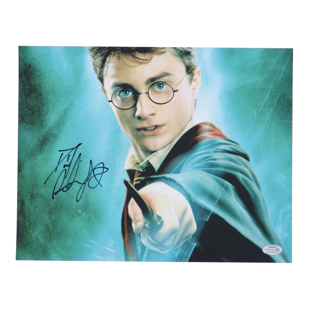 Daniel Radcliffe Signed "Harry Potter" 11x14 Photo (ACOA) | Pristine ...